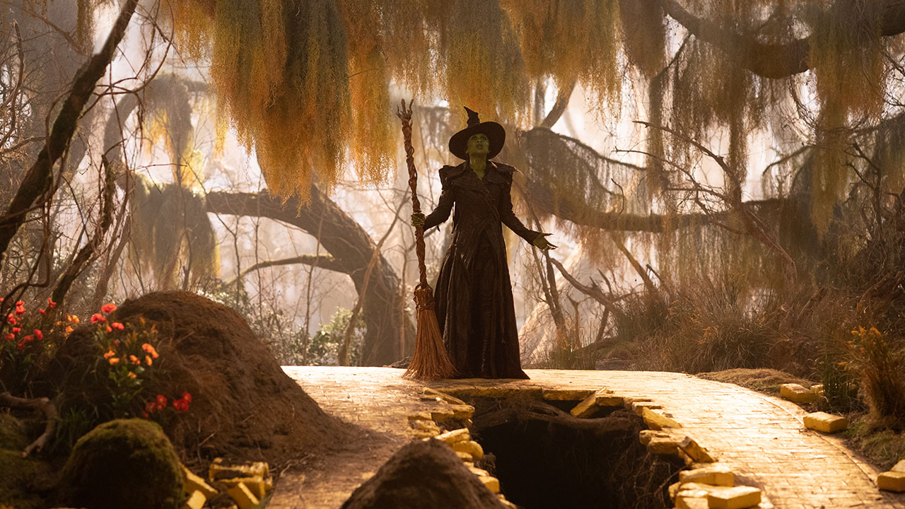 Buy cinema tickets for Wicked: For Good (2D) + extended intro by The ...